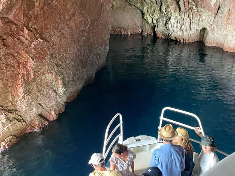 Cargèse: Calanques of Piana on a family boat - The Sum Up