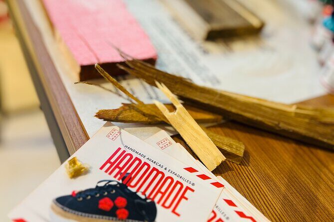 Caribbean Driftwood Making in San Juan - A Closer Look at the Experience