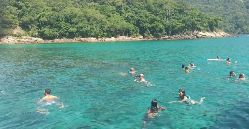 Cariocando de Veleiro no Rio de Janeiro - A Scenic, Social Cruise with a Personal Touch