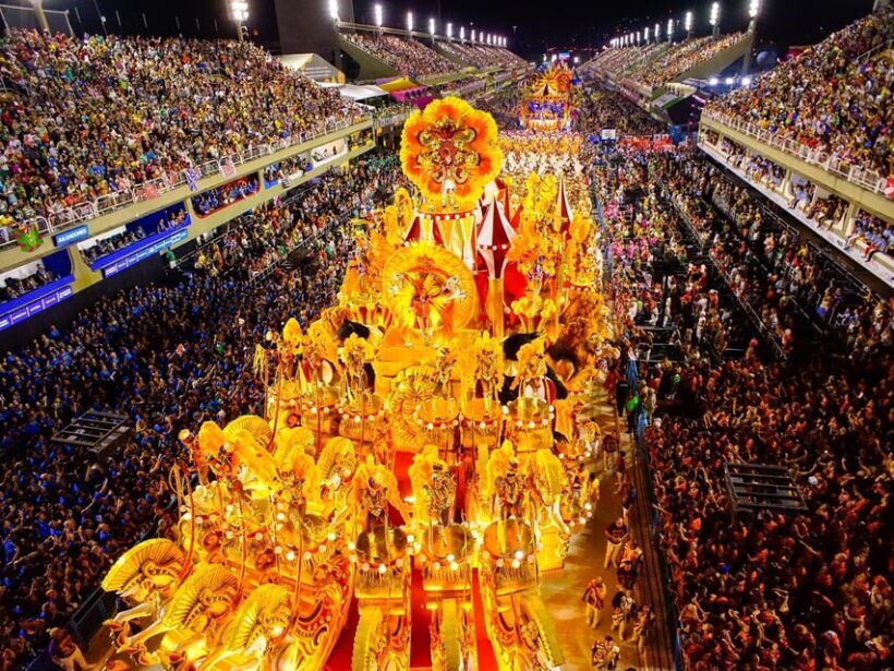 Carnival Parade at the Sapucaí 2026 with transfer - Authenticity and Cultural Insights