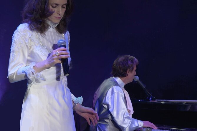 Carpenters Legacy at Planet Hollywood Resort and Casino - Special Features of the Show