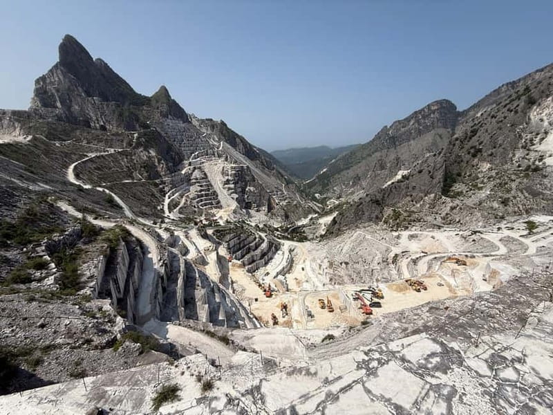 Carrara marble quarries with lard tasting: Off-road quarry tour - Who Is This Tour Best Suited For?