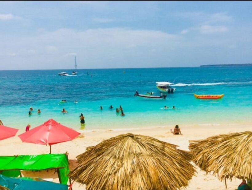 Cartagena: Barù Island Playa Blanca with Lunch ALL INCLUSIVE - Key Points