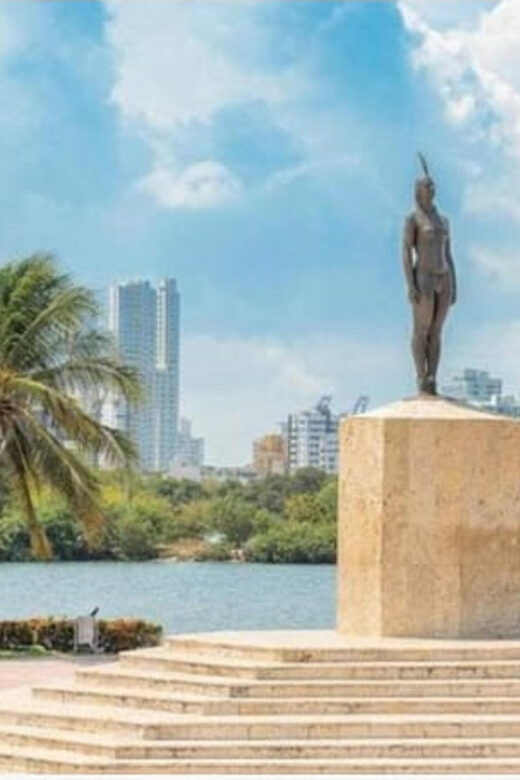 Cartagena: BILINGUAL CITY TOUR San Felipe Castle & Old city - What the Reviews Say