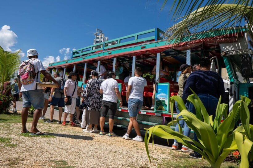 Cartagena: CITY TOUR IN ENGLISH, Old city, Monuments, Castle - Exploring Cartagenas City Tour in Detail