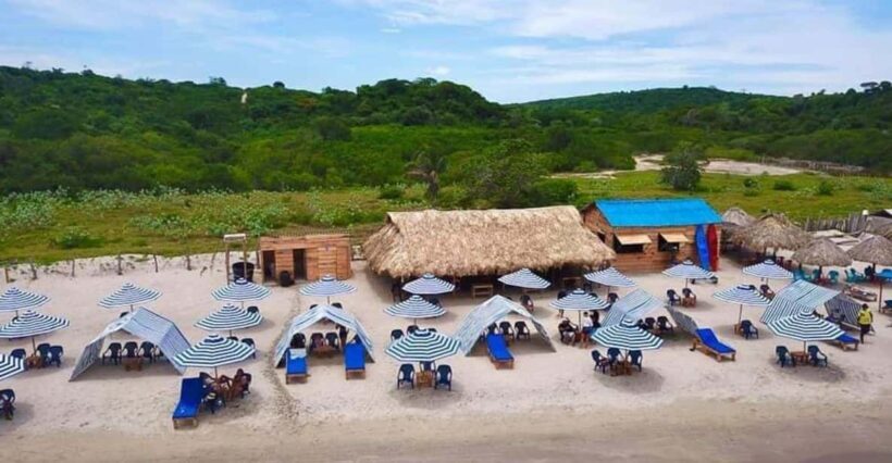 Cartagena: Coolbeach - daytour in tierra bomba - Authenticity and Experience