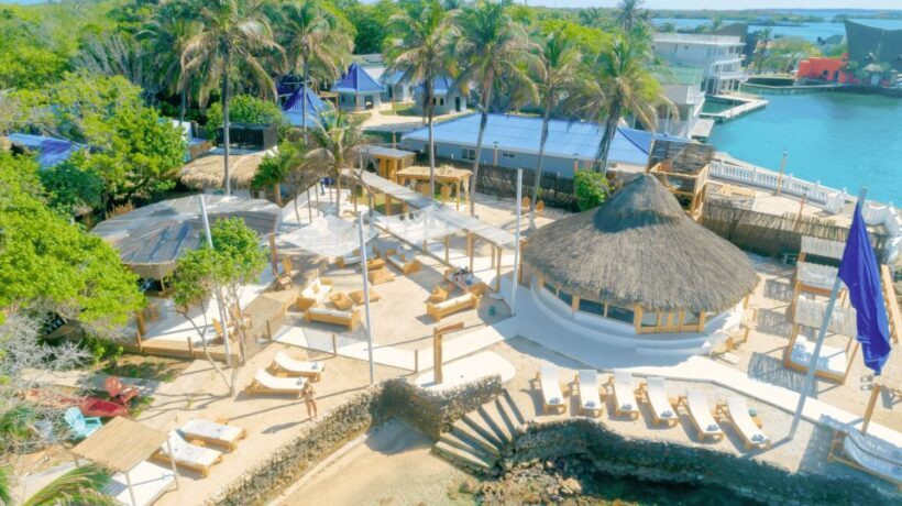 Cartagena: Day pass Mangata Luxury Beach with lunch and dj - Practical Tips for Your Day
