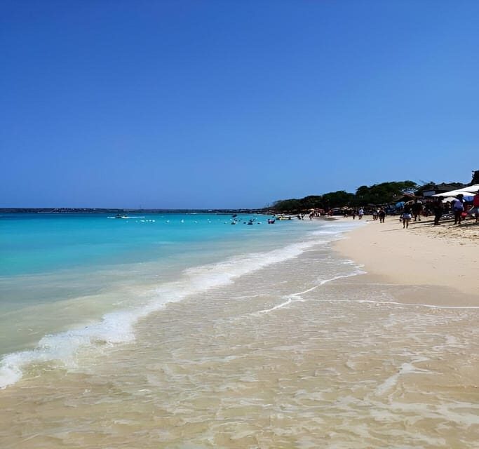 Cartagena: Daytour Aviary and Playa blanca, Barú by bus! - FAQs