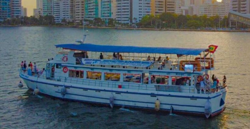 Cartagena de Indias: Sunset Cruise Open Bar with Dance Show - Authentic Traveler Feedback