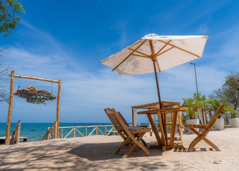 Cartagena: Encantada in Rosario Islands Boat Trip - The Experience for Different Travelers