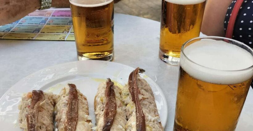 Cartagena: Guided Walking Tour with Tapas and Drinks - What to Expect from the Tour