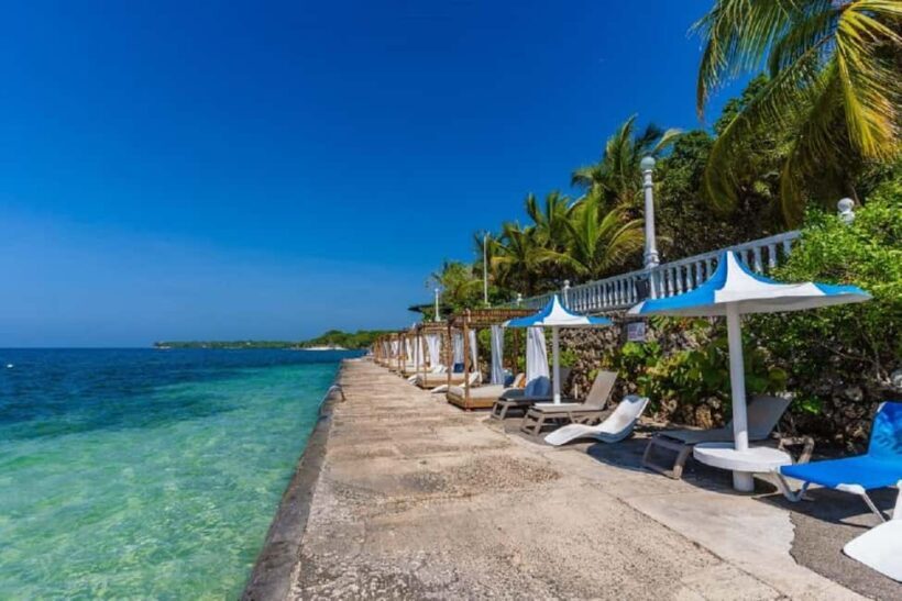 Cartagena: Private Island in Rosario Islands, Open Bar - Key Points
