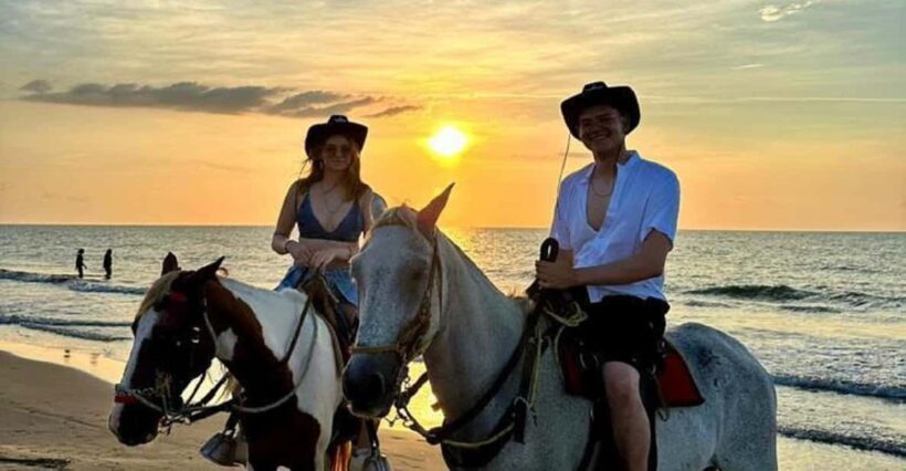 Cartagena: RIDE A HORSE with pick-up at the hotel and return - What Makes This Tour Special?