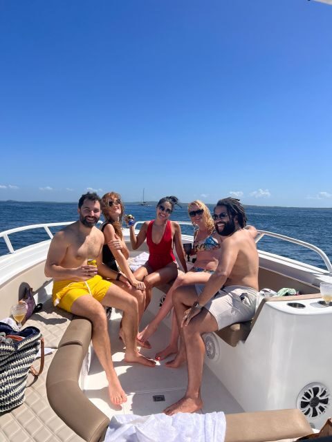 Cartagena: Rosario Islands and Cholon VIP Party Boat Tour - An In-Depth Look at the Rosario Islands and Cholon VIP Party Boat Tour