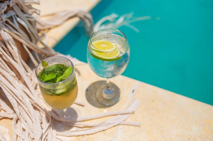 Cartagena: Rosario Islands Daypass Ibbiza Island Beach Club - Who Should Consider This Tour?