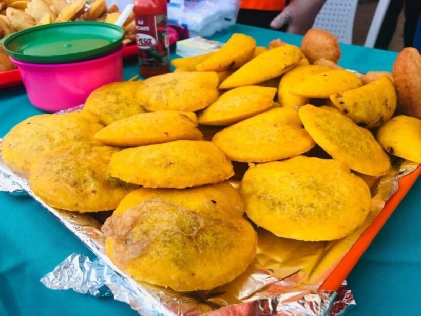 Cartagena: Street Food Tour with German or Italian Guide - What to Expect: Practical Details