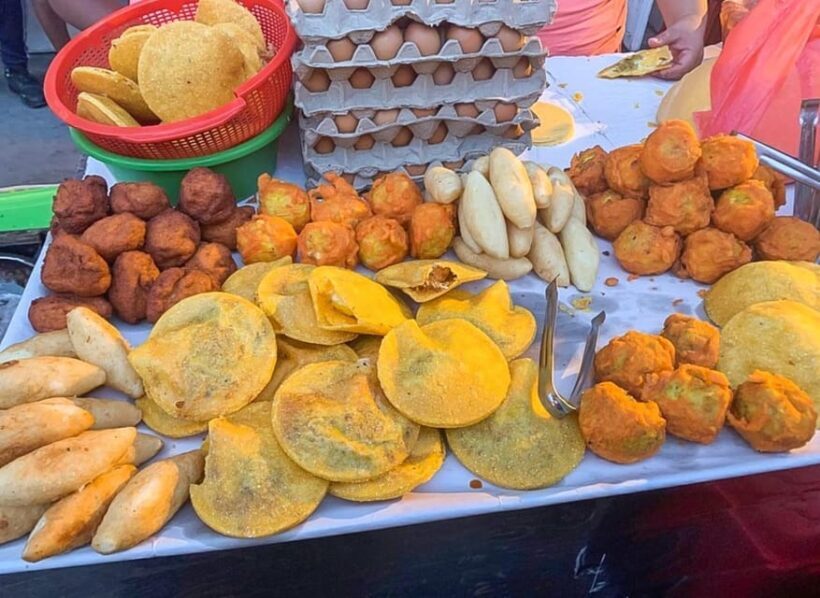 Cartagena: Street Food Tour with German or Italian Guide - Cost and Value: Is It Worth It?