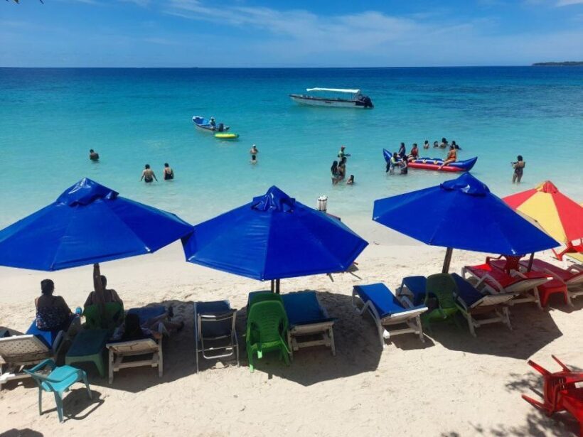 Cartagena: Traditional Daytour to Playa Blanca By Bus! - Key Points