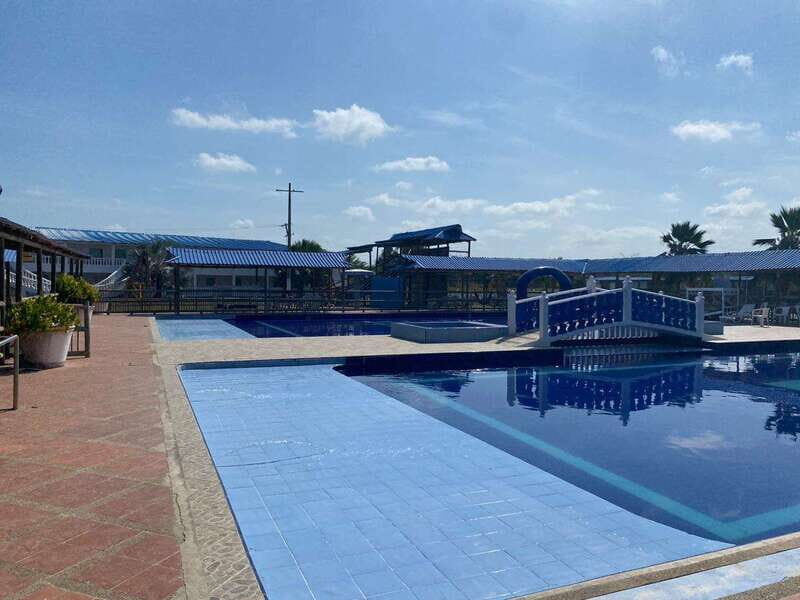 Cartatgena: Volcan Del Totumo + Almuerzo En Hotel VIP - Practical Tips for Travelers