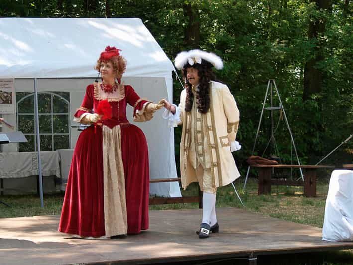 Casanovas Tour: Baroque District Dresden With Wine - Exploring Dresden’s Baroque Charm with Casanova and Wine