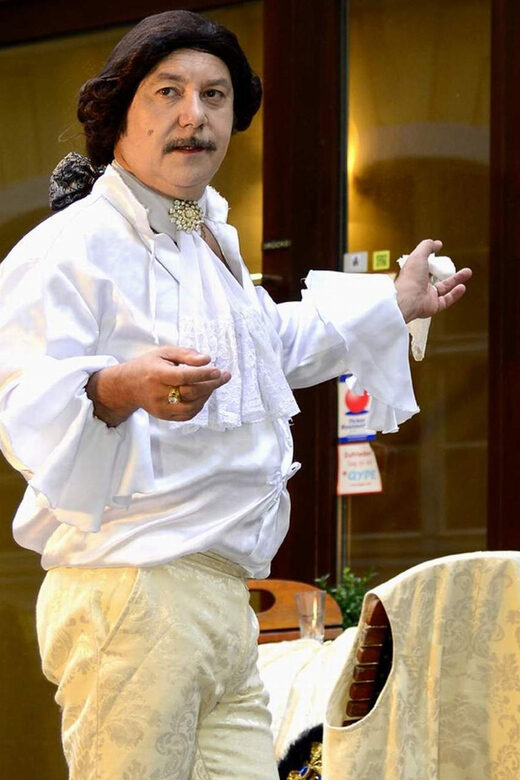 Casanovas Tour: Baroque District Dresden With Wine - Wine Tasting in a Romantic Cellar