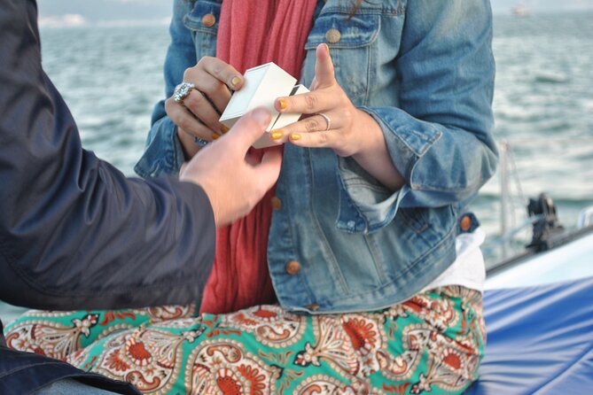 Cascais Romantic Private 2h Cruise with sparkling wine - Who This Tour Is Best For