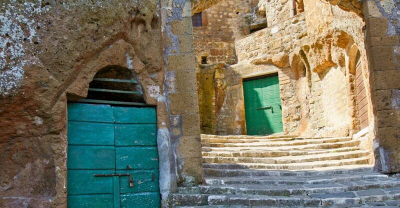 Cascate di Saturnia e Pitigliano in Bus con Guida Ambientale - Key Points