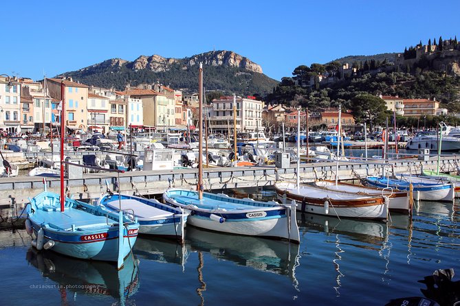Cassis ancient fishing port, Calanques & spectacular Cap Canaille private tour - Authentic Experiences and Authenticity