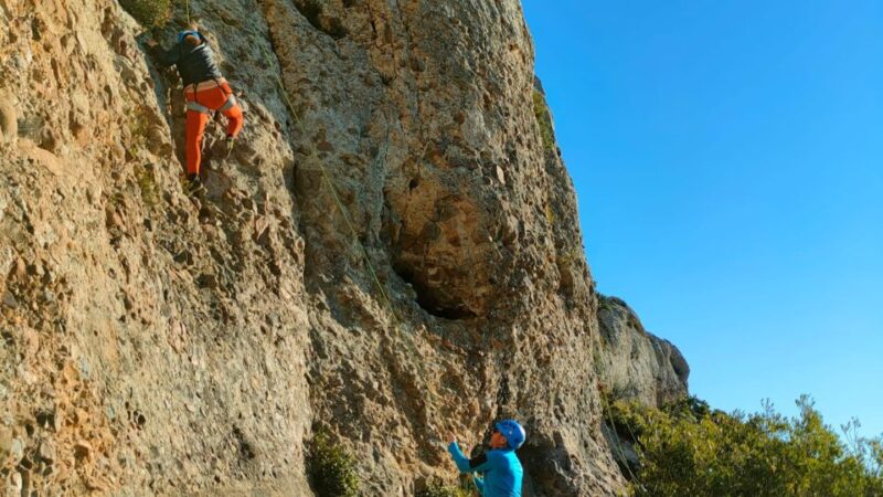 Cassis - La Ciotat : Climbing class on the Cap Canaille - What to Expect: From Meeting to Climbing