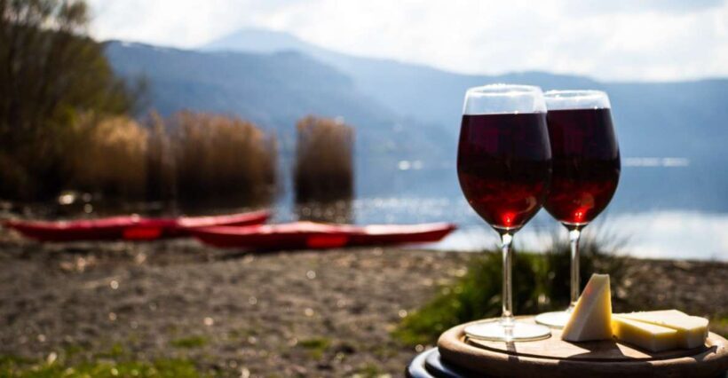 Castel Gandolfo: Kayak Food and Wine Tour - A Refreshing Way to Experience Lazio: The Castel Gandolfo Kayak Food and Wine Tour