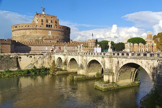 Castel Sant Angelo Tour With Skip the Line Access - Guides and Educational Experience