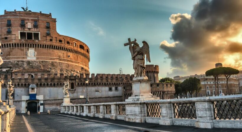 Castel Sant'Angelo | The Tomb of Hadrian Private Guided Tour - An In-Depth Look at the Castel SantAngelo Private Tour