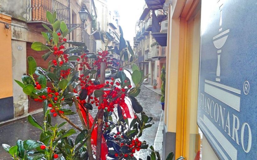 Castelbuono: Medieval Walking Tour & Local Dessert - A Closer Look at the Castelbuono Experience