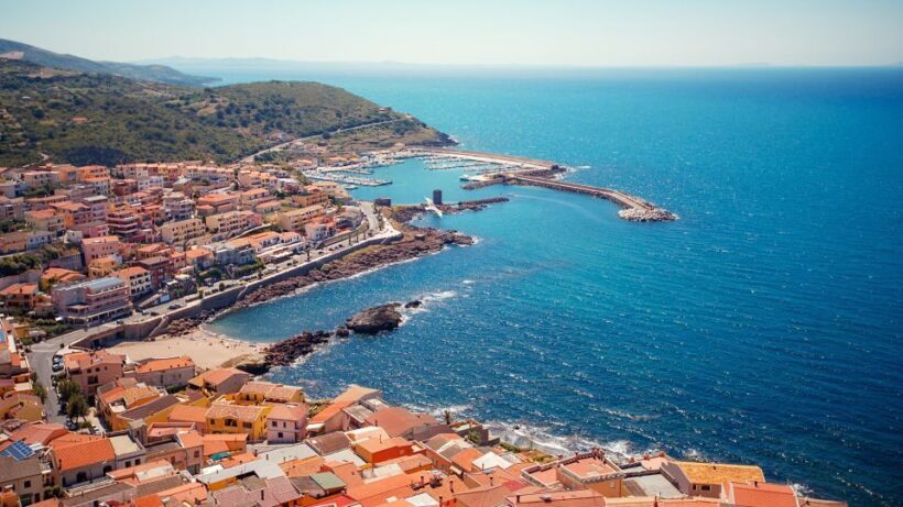 Castelsardo: Medieval Village Walking Tour with Aperitif - Historical Highlights and Key Monuments