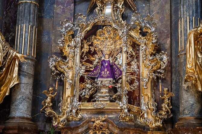 Castle & Ch. Bridge Private Walking Tour With Pick up in DE or EN - Information for Participants