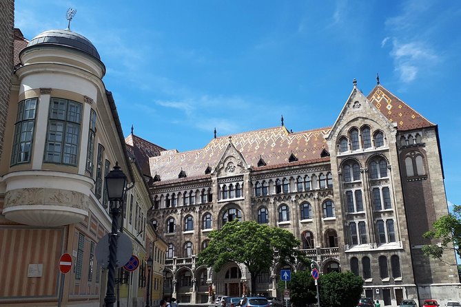 Castle District Walk With Legends - Cancellation Policy and Booking Flexibility