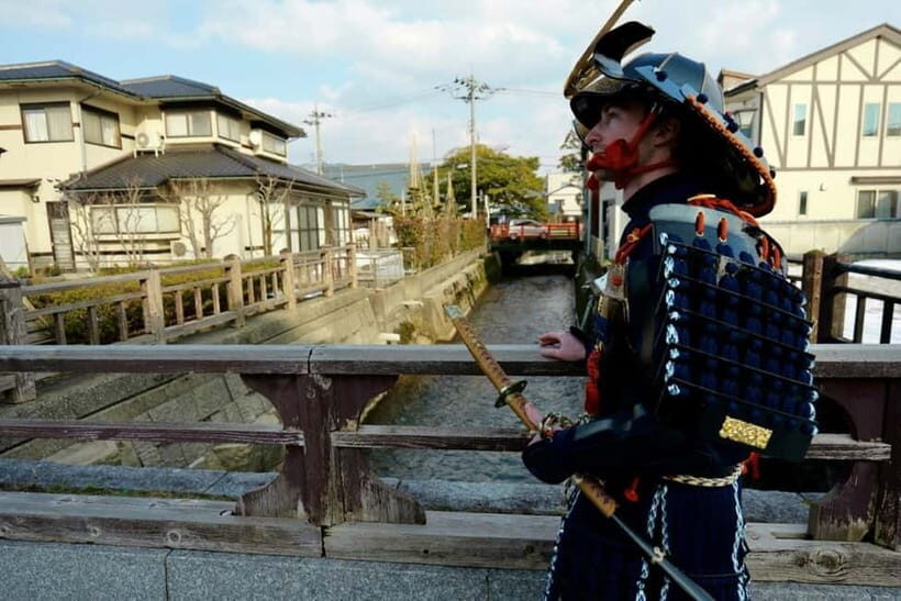 Castle Experience: Stroll Maruoka Town in Samurai Armor! - An In-Depth Look at the Experience