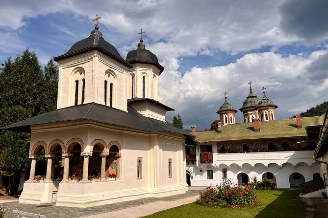 Castles Tours From Brasov - Meeting Points and Schedule