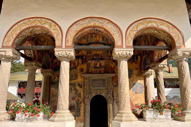 Castles Tours From Brasov - Exploring Bran Castle