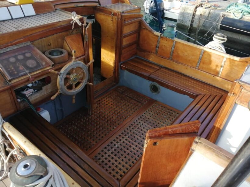 Castro marina (LE) Sailing boat trip on vintage Cassiopèe - Key Points