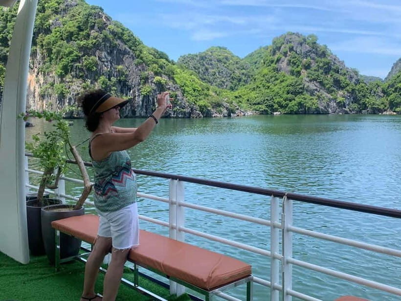 Cat Ba: Lan Ha and Ha Long Bay Boat Tour with Kayaking, Cave - The Experience That Keeps on Giving