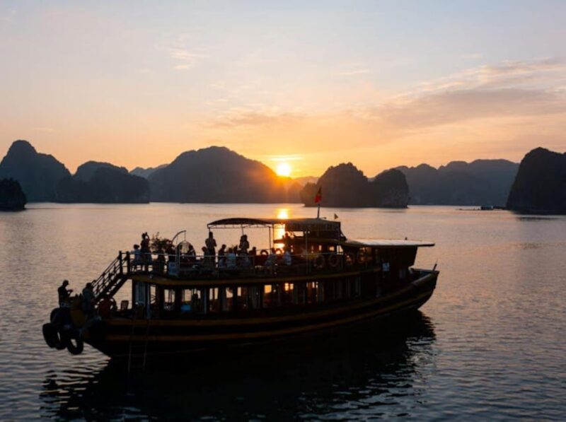 Cat Ba : Lan Ha Bay Bioluminescent Plankton Kayak Boat Tour - FAQ