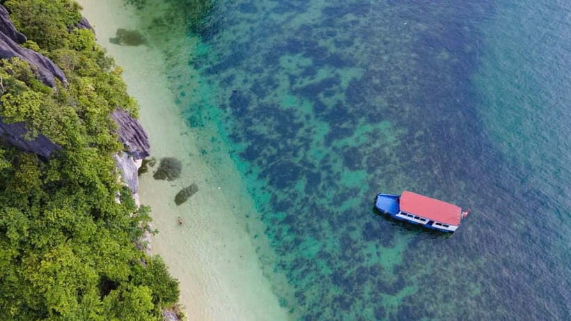 Cat Ba: Lan Ha Bay Private 1/2 Day Boat Tour with Kayaking - Swimming in Secluded Spots
