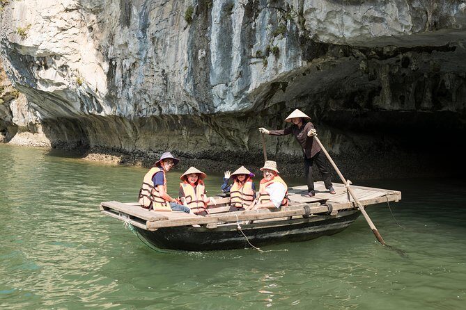 Cat Ba Luxury Day trip (included: transfer around ways + ticket + kayaking) - Visiting Cat Ba Island