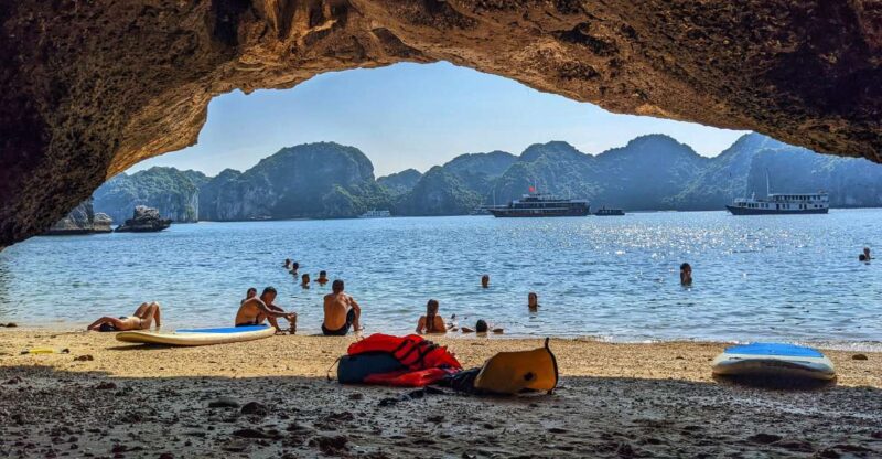 Cat Ba: Truly Lan Ha bay cruise and kayak - A Detailed Look at the Cat Ba: Truly Lan Ha Bay Cruise and Kayak Experience