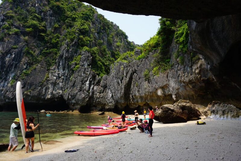 Cat Ba_Kayaking exploring Lan Ha Bay and Ba Trai Dao - FAQ