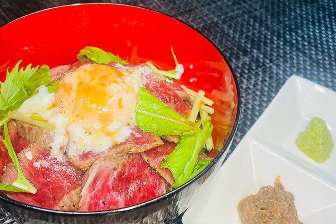 Cat Cafe & Bar Private Tour in Yanaka & Yushima - About the Neighborhood: Yanaka and Yushima