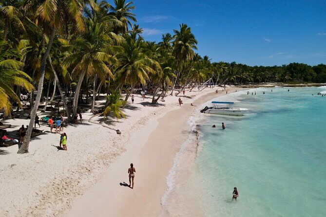 Catalina Sailing Experience in Punta Cana with Food and Drinks - A Practical Look at the Catalina Sailing Tour