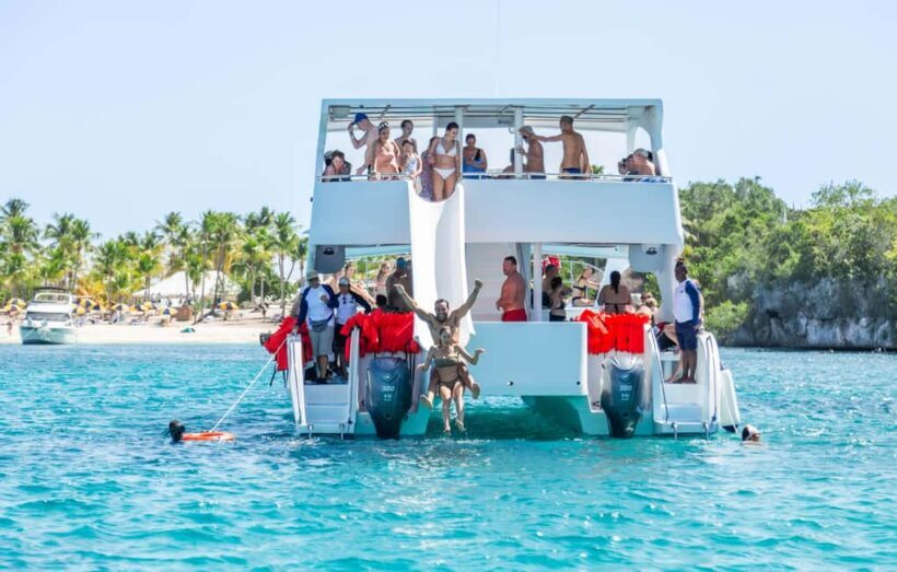 Catalina Snorkeling at The Wall & Altos de Chavón Tour - An Overview of the Experience