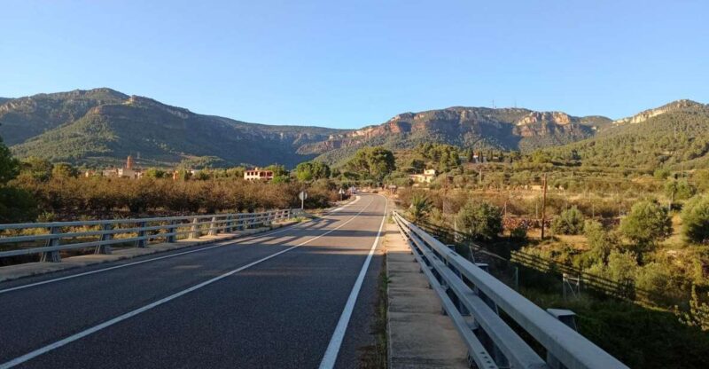 Catalonia: Cycling through city and beautiful landscapes - What’s Included and What to Expect